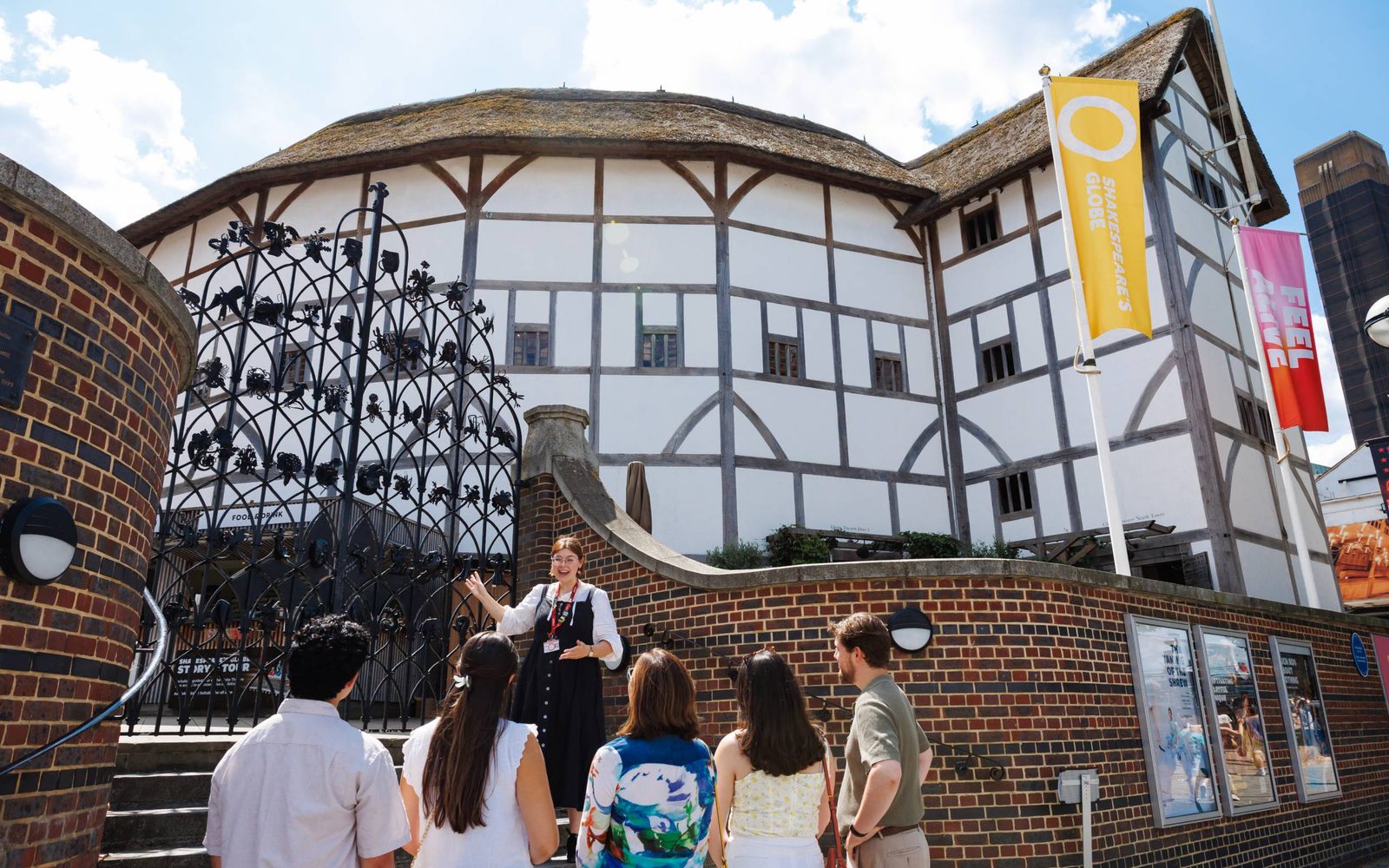 Shakespeare’s Walking Tour | Guided Tours